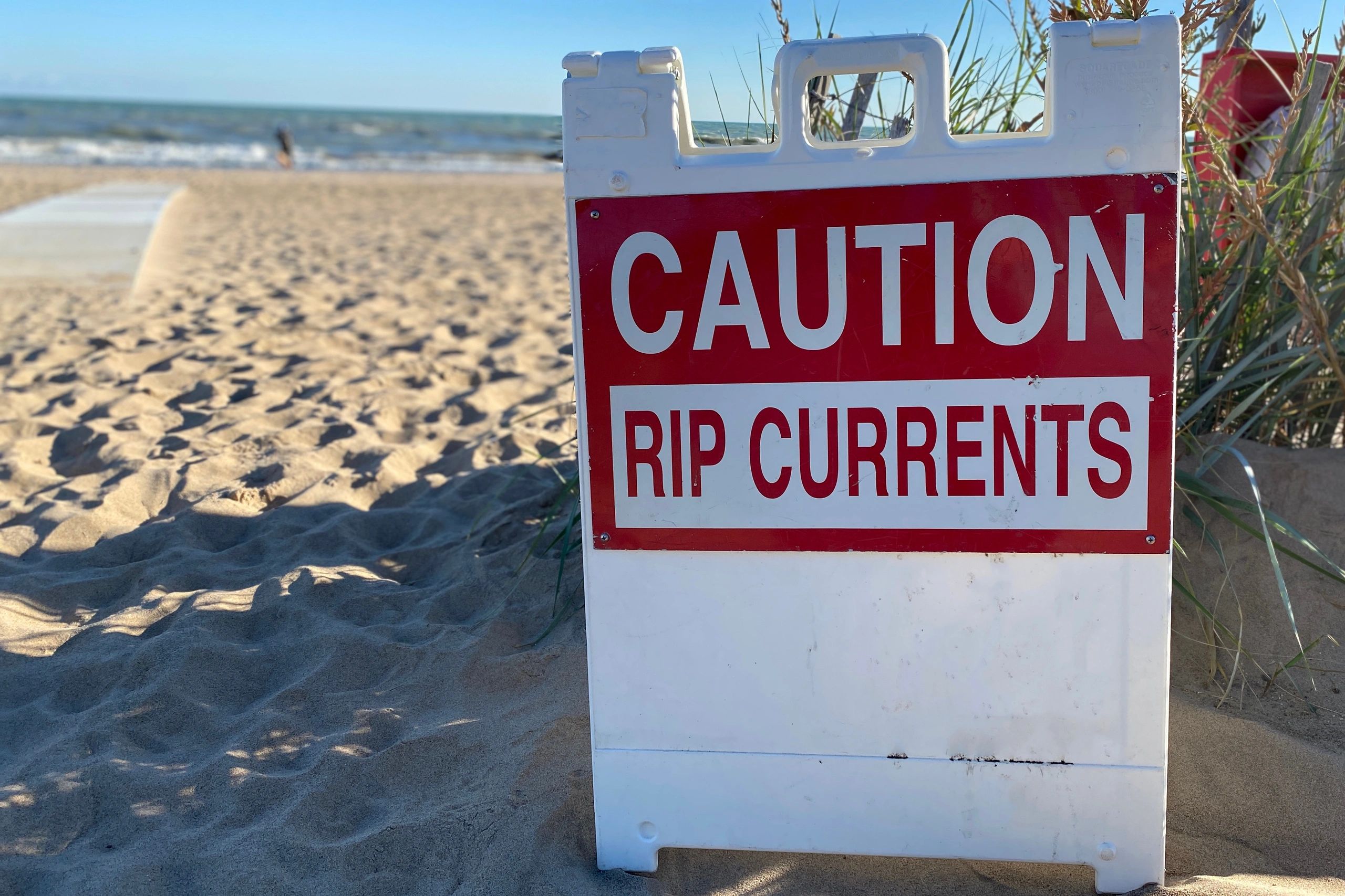 Know and Avoid the Dangers of Rip Currents